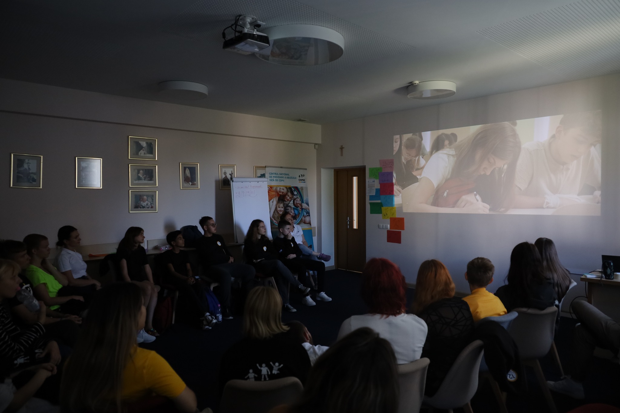 Centrul Național de Prevenire a Abuzului față de Copii a lansat un nou film marca 12 Plus - 12 Plus